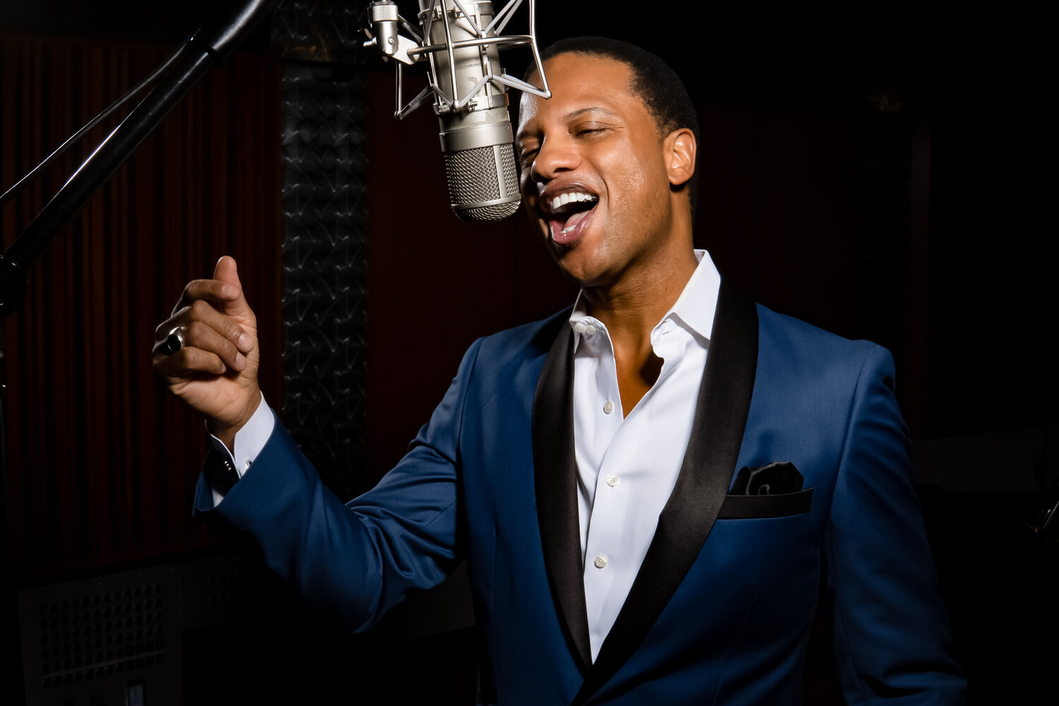 Elijah Rock Performing - Elijah Rock | The Official Site